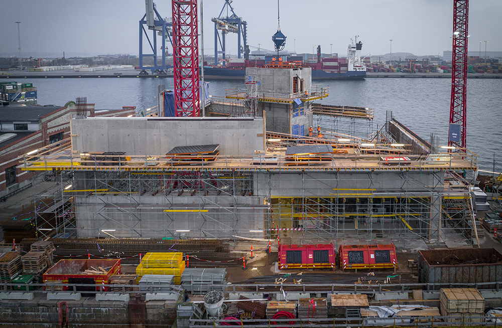 Eye-catching headquarters of the BIG Group | PASCHAL